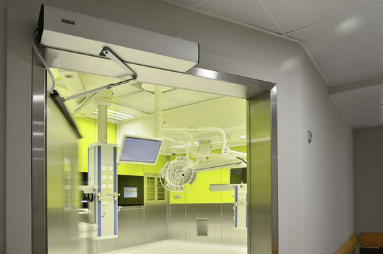 Safety and door systems for healthcare | GEZE
