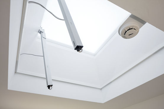 Window drives for more safety and convenience | GEZE