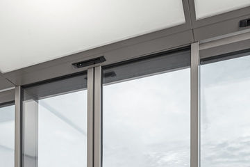 Automatic sliding doors | GEZE